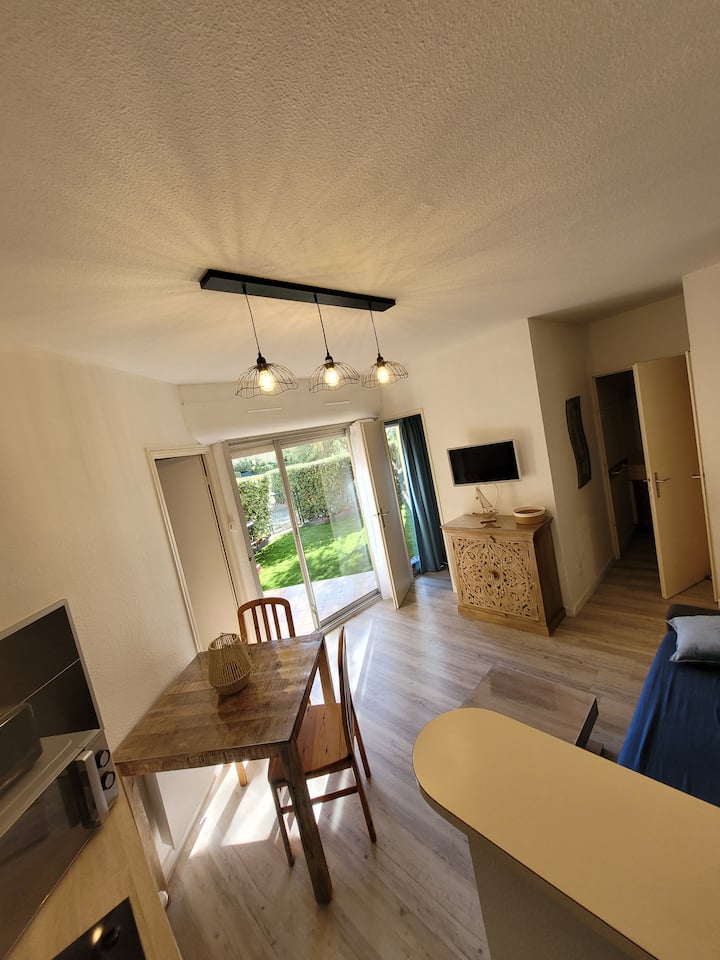 Superbe Rez-de-jardin 
50m De La Plage Richelieu - Agde