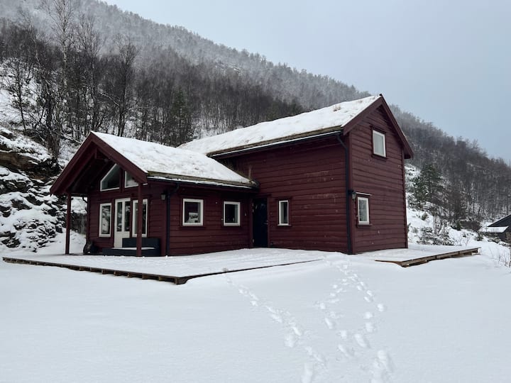Stor Familiehytte - Norheimsund