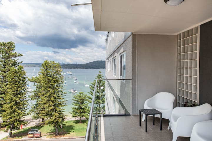 Harbourfront Beach Apartment In Manly - Manly
