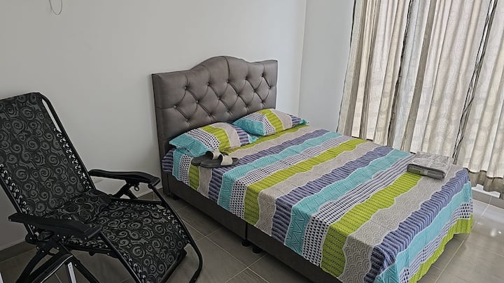 Apto Comodo De 2 Habitaciones - La Mesa