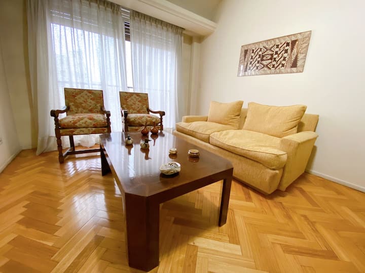 Comodo Departamento En El Corazón De Recoleta - Buenos Aires