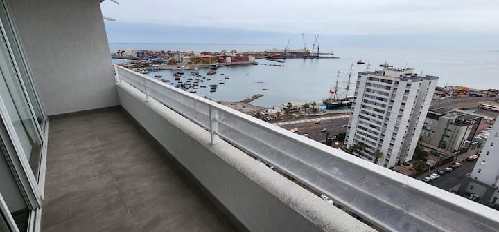 Depto. Con Vista Al Mar En El Centro De Iquique - Iquique