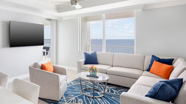 Waterfront 3 Bedroom, Sleeps 9 - Punta Gorda, FL