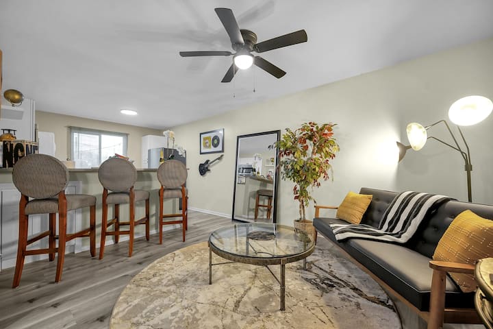 Keep On Rockin In South Columbus - Grove City, OH