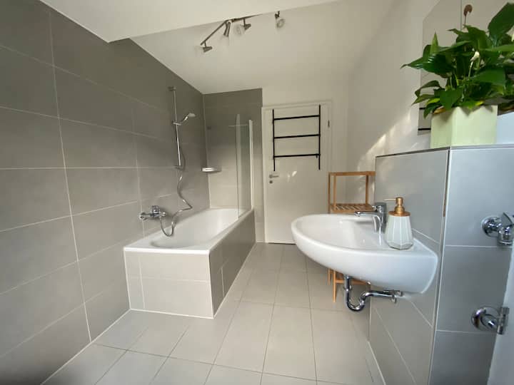 Come In And Feel At Ease! Up To 6 Pax Are Welcome - Kassel