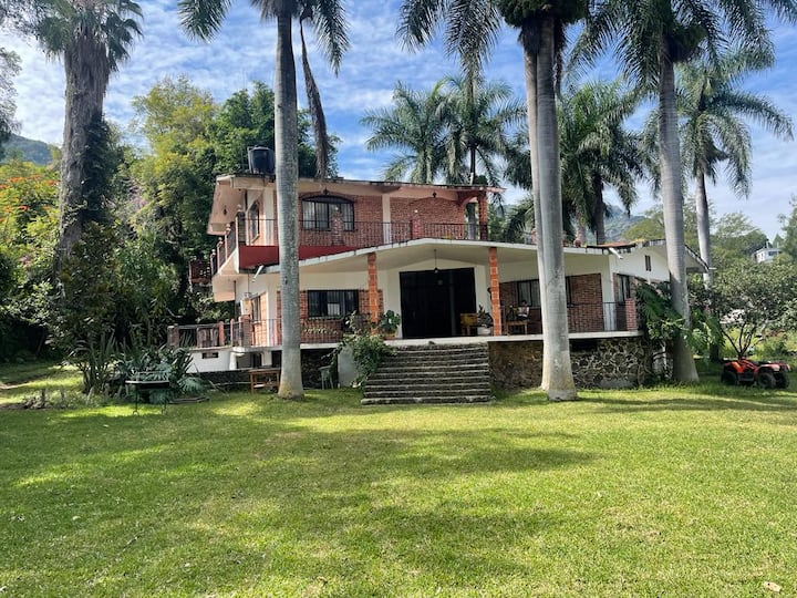 Casa De Fin De Semana En Tepoztlán - Tepoztlán