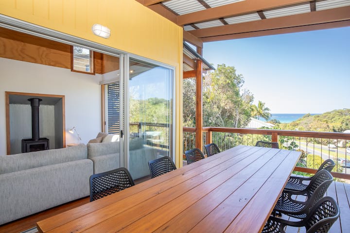 Sea View + Sleeps 8 + 1 Min To Home Beach - Point Lookout