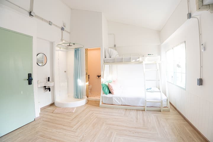 Loft Green Bangkok Friends Or Family Room (Max 6) - Bangkok