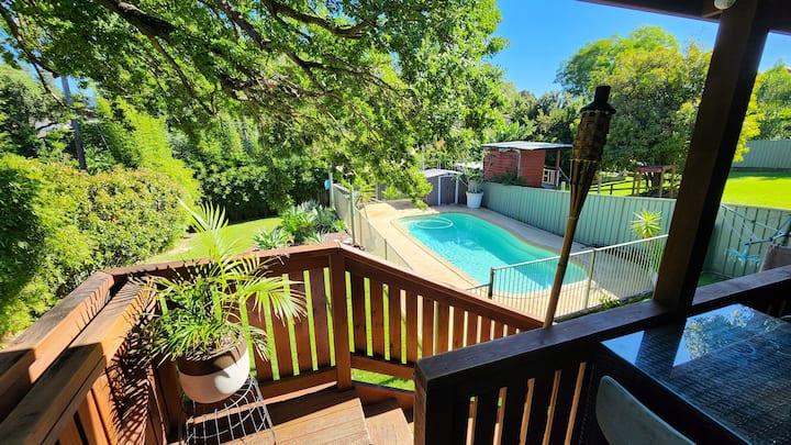 Sanctuary With Pool - 4 Bedrooms - Wollongong