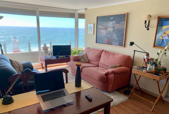 El Faro Y El Mar - Concón