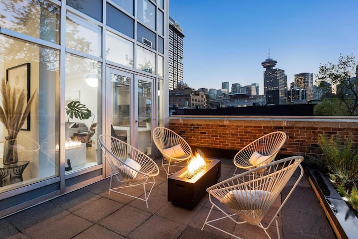 Gastown 2 Bedroom Sub Penthouse Loft W/2 Parking - Vancouver