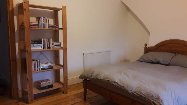 Large Room In Fantastic Area - Sale