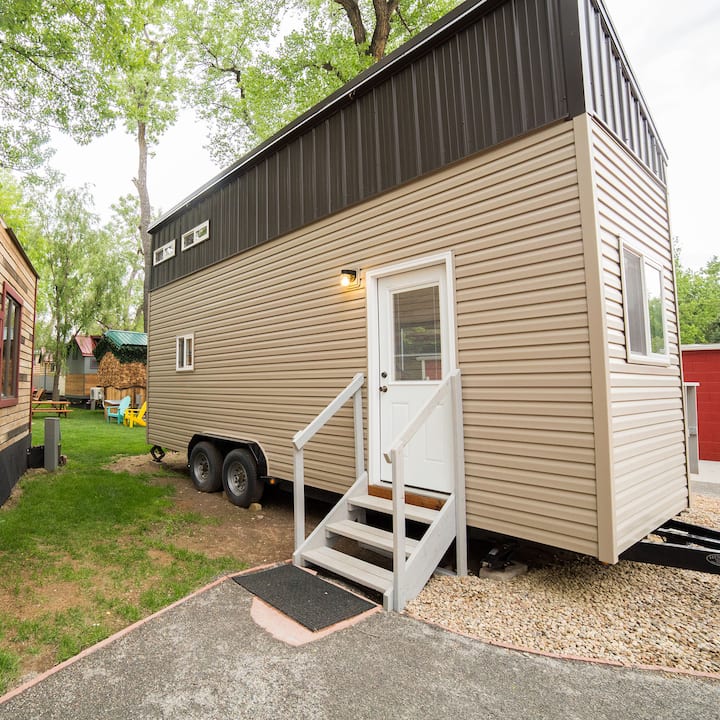 Unique Pop Top Tiny Home - Lyons, CO