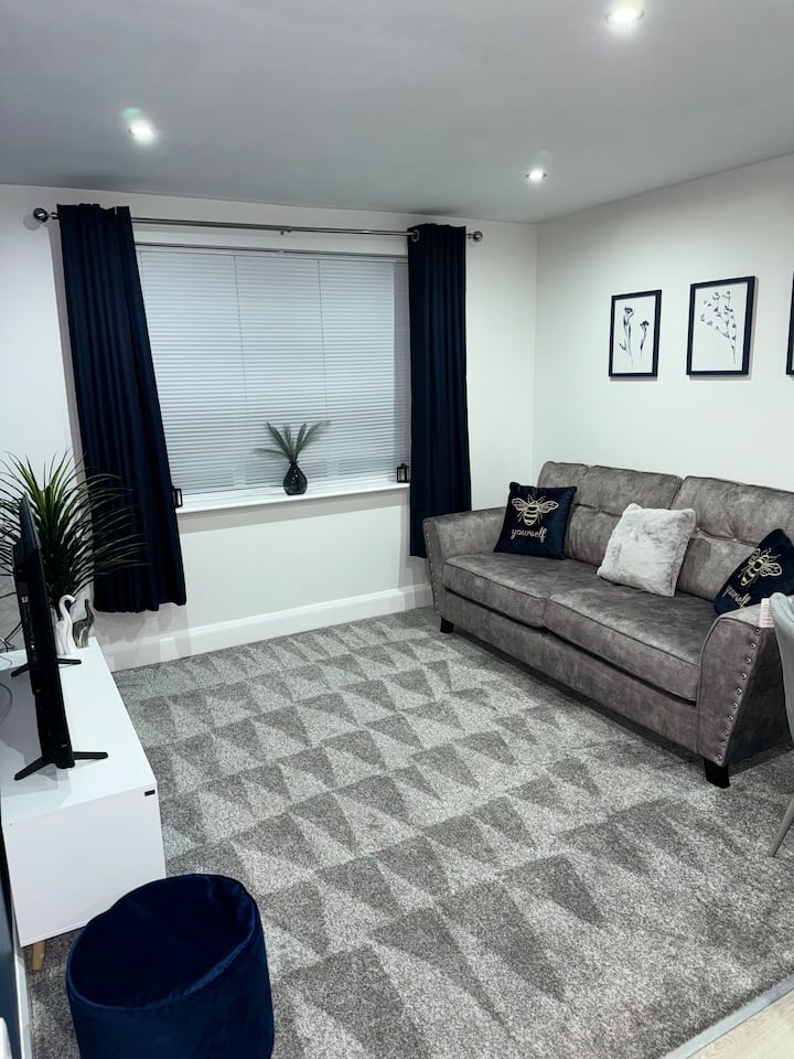 Modern 2-bed Apartment At Blue Madison - Alton