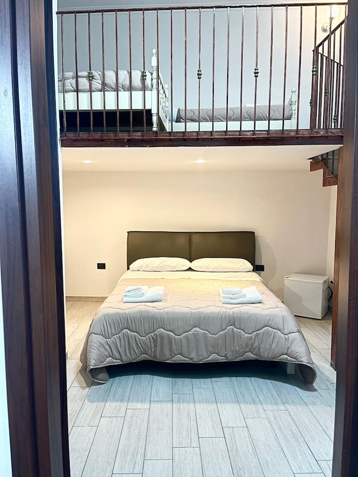 Suite Per 4 Persone Con Bagno Privato - Nápoles