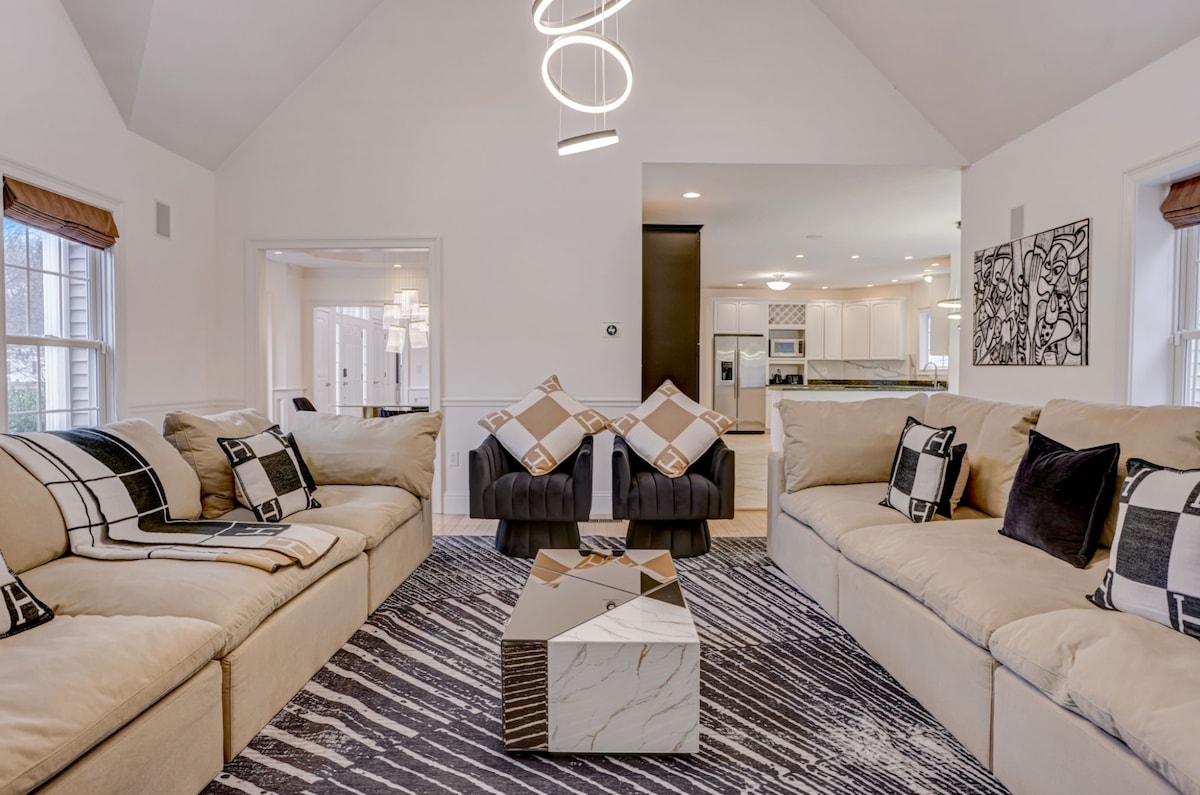 Modern Residence a 6 millas de Gillette - Casas en renta en Franklin ...