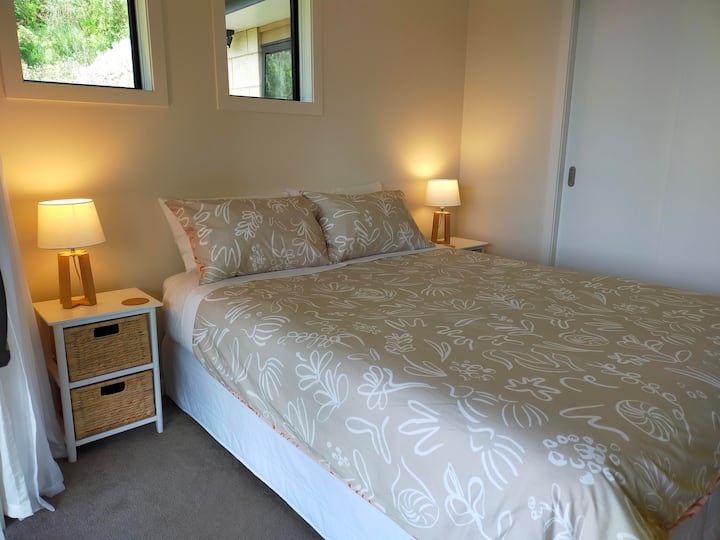 Woodland Park Verandah Room - Lake Taupo