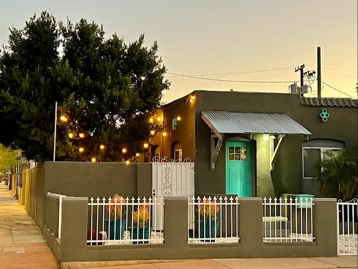 10 Min Walk To Chasefield Stad/bars/shopping/asu - Phoenix