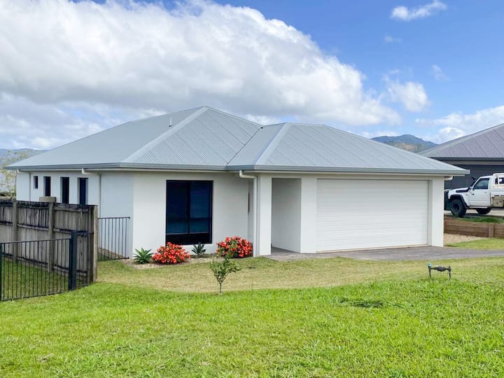 Spacious Home In Atherton - Atherton