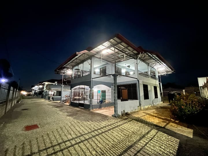 Appartementen Op Meerzorg, 2 Slaapkamers - Paramaribo