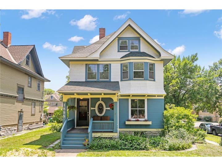 Charming Merriam Park Gem 3 W/ King Bed - Saint Paul, MN
