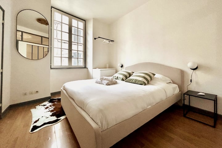 ÉLégance Et Cathédrale - Nevers