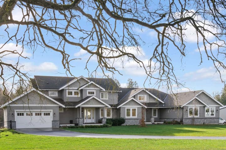 Paradise In The Country - 4 Br - Aldergrove