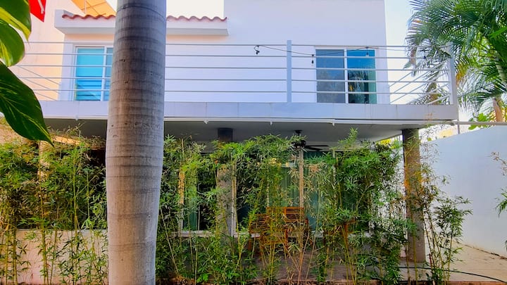 Tropical Large 1 Br Bungalow, Easy Access & Pool - Puerto Vallarta