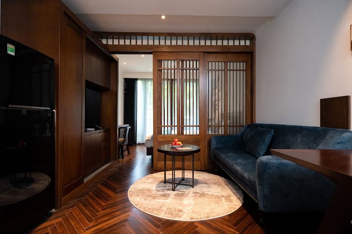 1 Bedroom-old Quarter-balcony-moderm Apartment - Hanoi