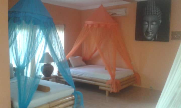 Bunga Bungalow Family Room 2 - Îles Gili