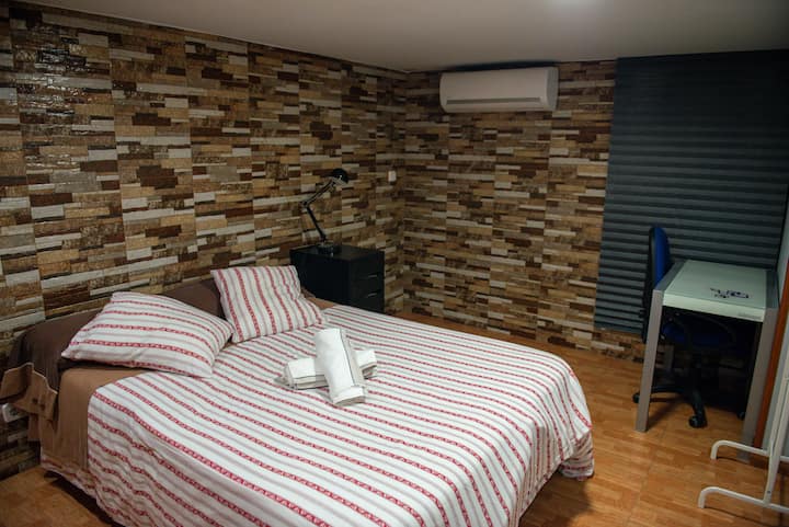 3 Rooms Deluxe Barajas, Aeropuerto, Ifema - Torrejón de Ardoz