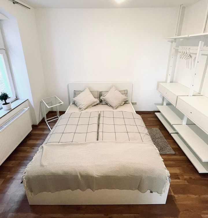 Neu! Zentrale Wohnung In Stuttgart - Stuttgart