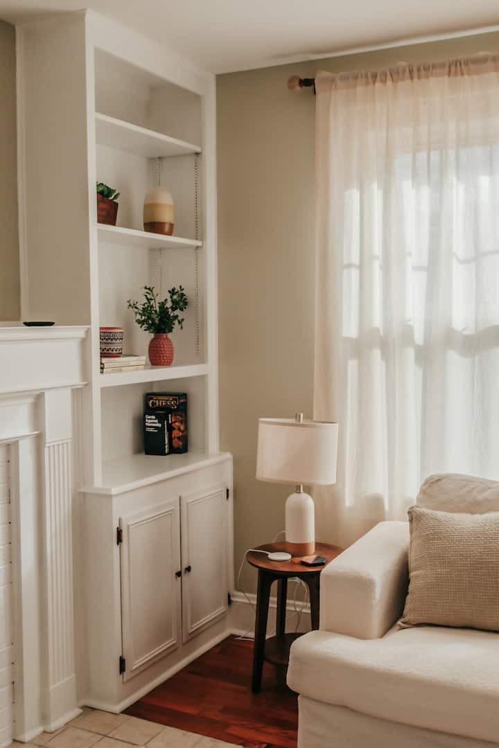 Charming 2br Near Dt Bristol & Hard Rock Casino - Bristol Motor Speedway