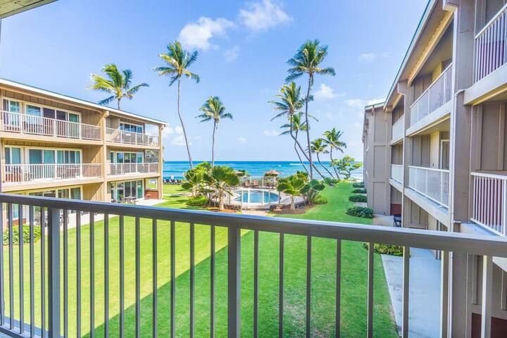 2 Bedroom Ocean Front Condo With Elevator & Pool - Kapaʻa, HI