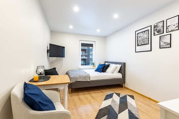 Cozy Apartment In City Center With Self Check-in - Tallinn