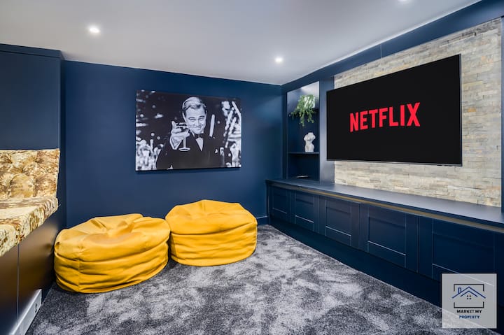 Isabella’s Beach House Scarborough - 4 Bedroom - Scarborough