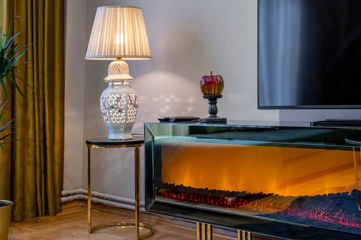 Perfect Stylish Modern Home In Shopping District - Esentepe