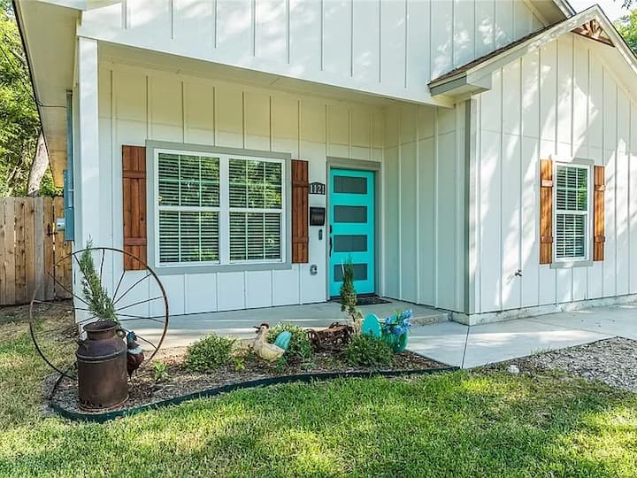 Blue Door Home In Waco - Waco, TX