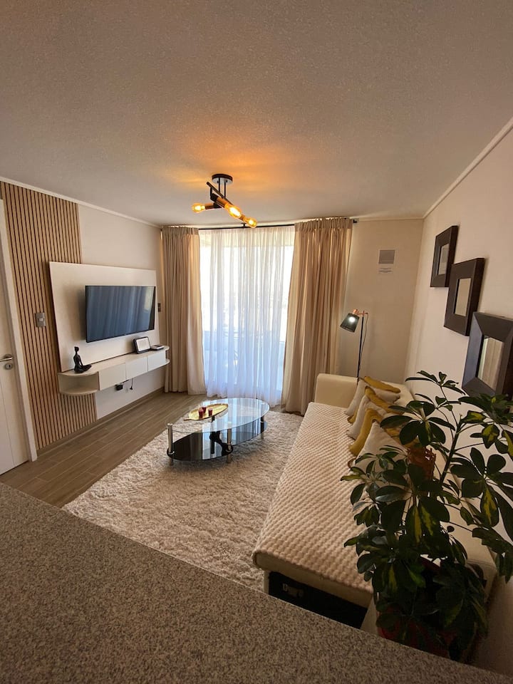 Apartamento En Condominio, Estacionamiento Gratis - Antofagasta