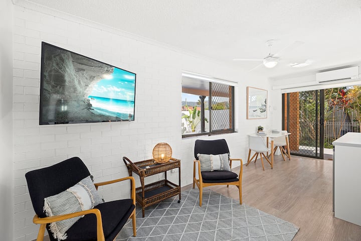 Coffs Holiday Studio 1. Walk To Beach And Shops. - Coffs Harbour