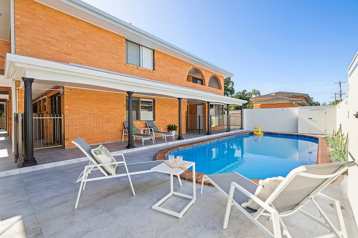 Coffs Holiday Studio 1. Walk To Beach And Shops. - Coffs Harbour
