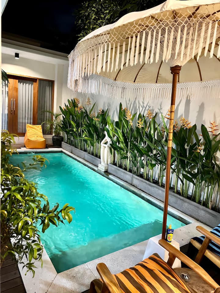 Modern Private Villa In Seminyak - Kuta
