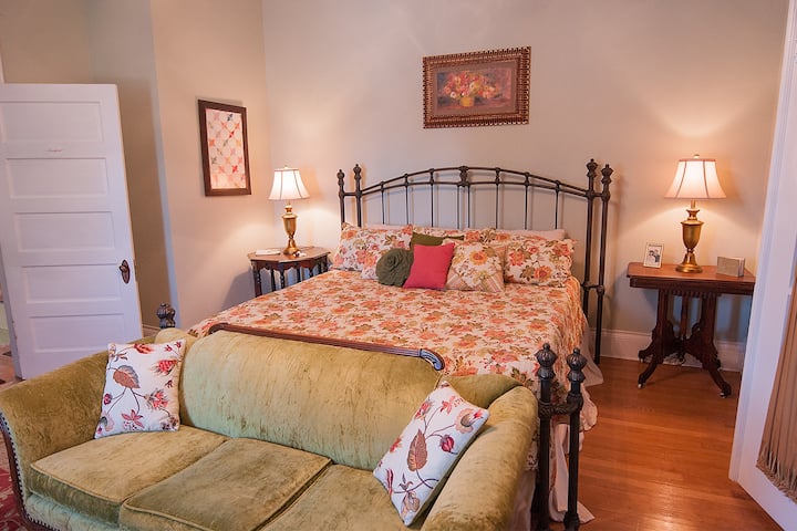 Langford Room - Llano, TX