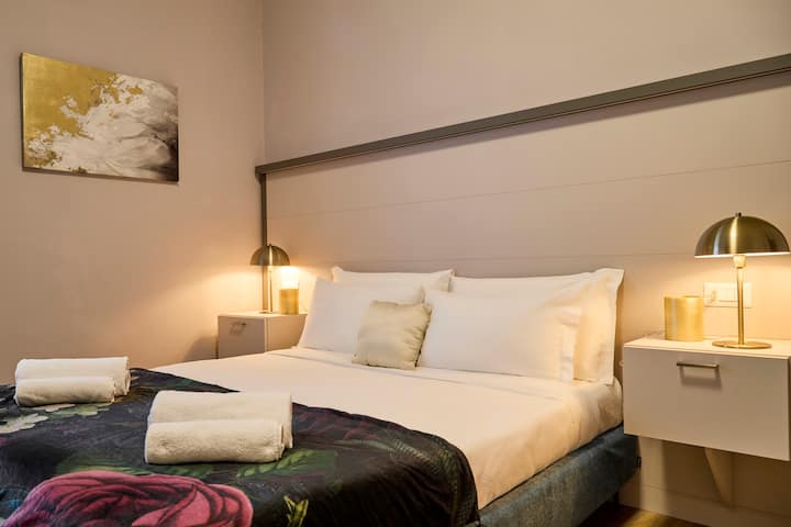 Splendid Two-room Apartment - Milan