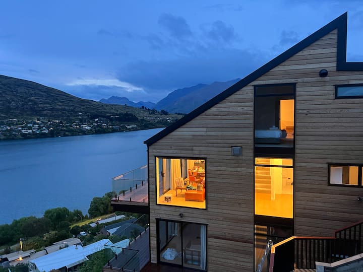 Comfy 3brd 3bath Stunning Lake Mount Views Qt - Queenstown