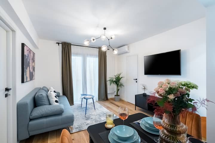 Bright Apartment | Top Location | Charming Balcony - Bucarest