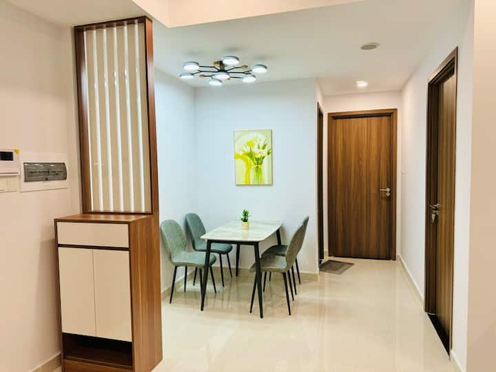Comfortable 2-bedroom Luxury Apartment In Thuan An - ホーチミン