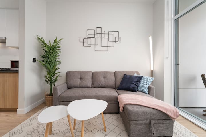Modern Oasis 1 Bed In River District, Vancouver! - Vancouver