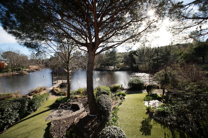 Maison 2 Chambres Au Bord Du Lac - Grimaud