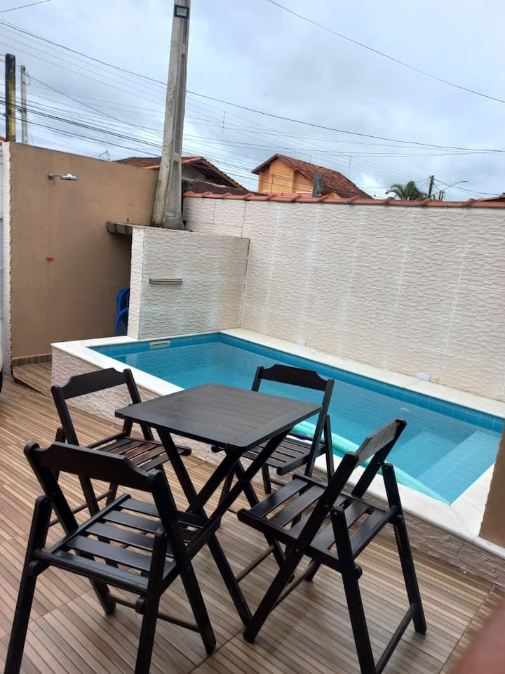 Linda Casa Com Piscina. - Peruíbe
